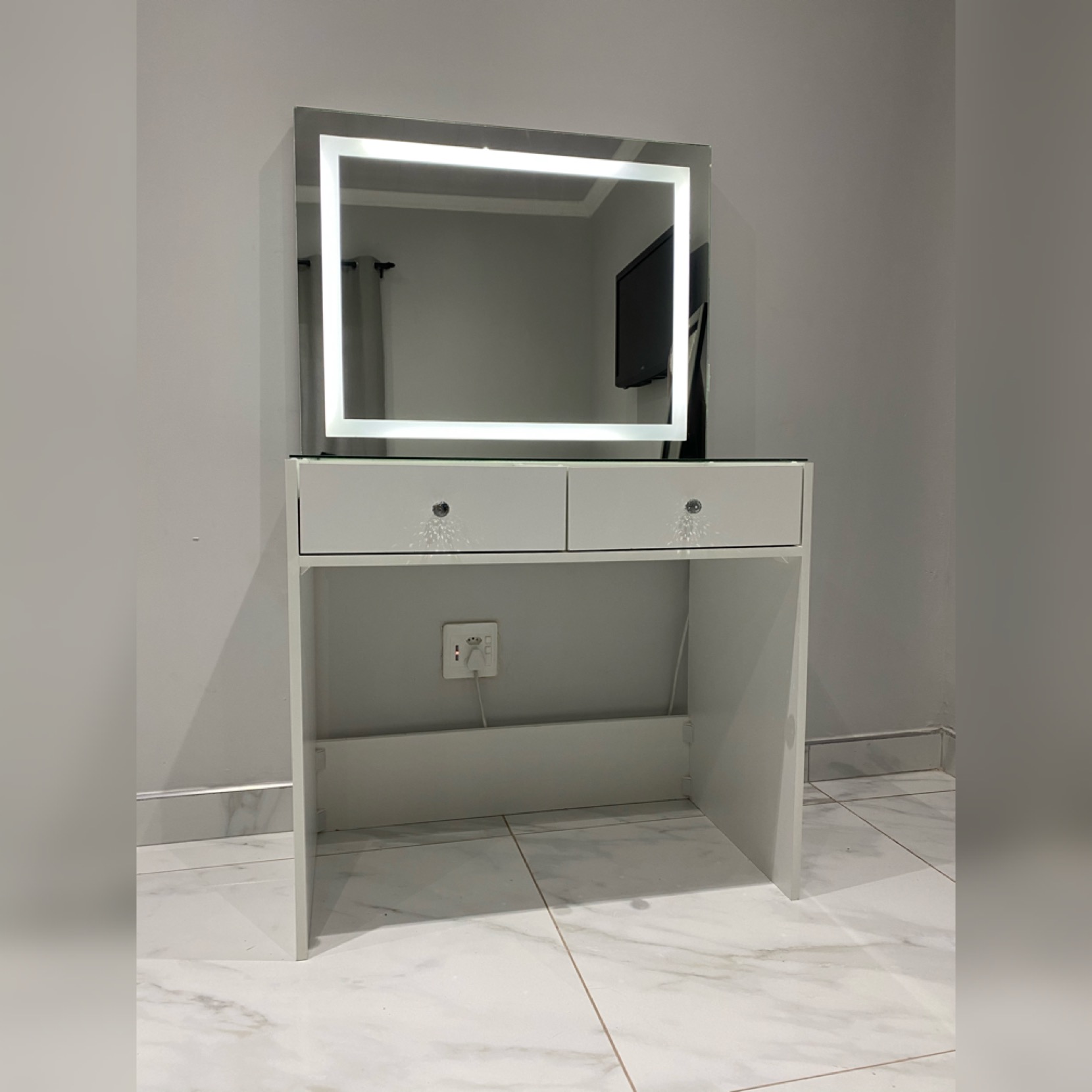 800 X 500 2 Drawer Glass Top LED Vanity – The Vanity Studio