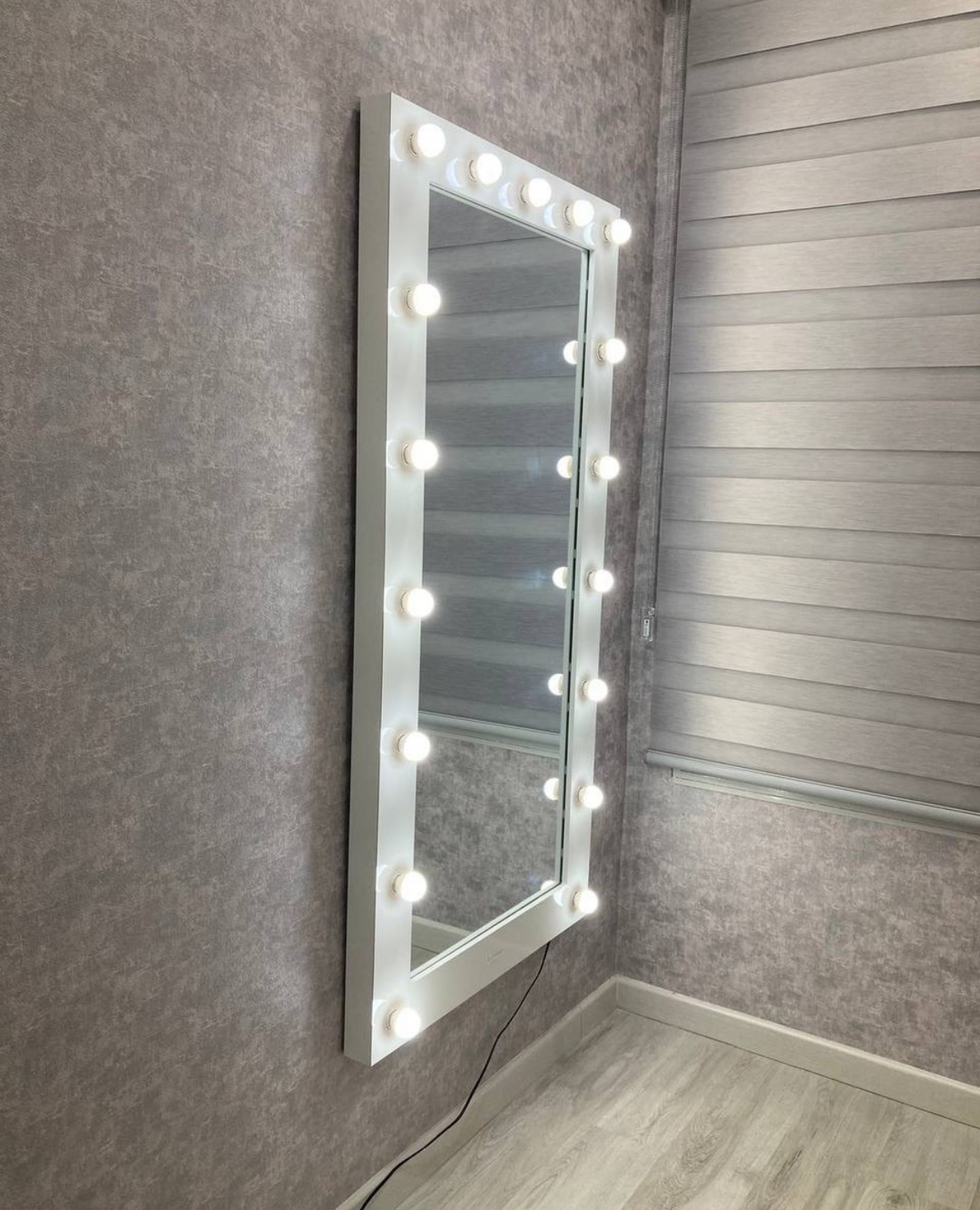 1200 X 700 Framed Hollywood mirror – The Vanity Studio